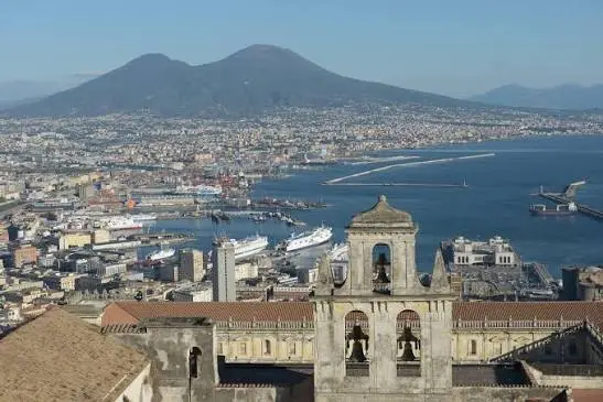 Napoli, mai stata così gettonata dai turisti - ItaliaOggi.it