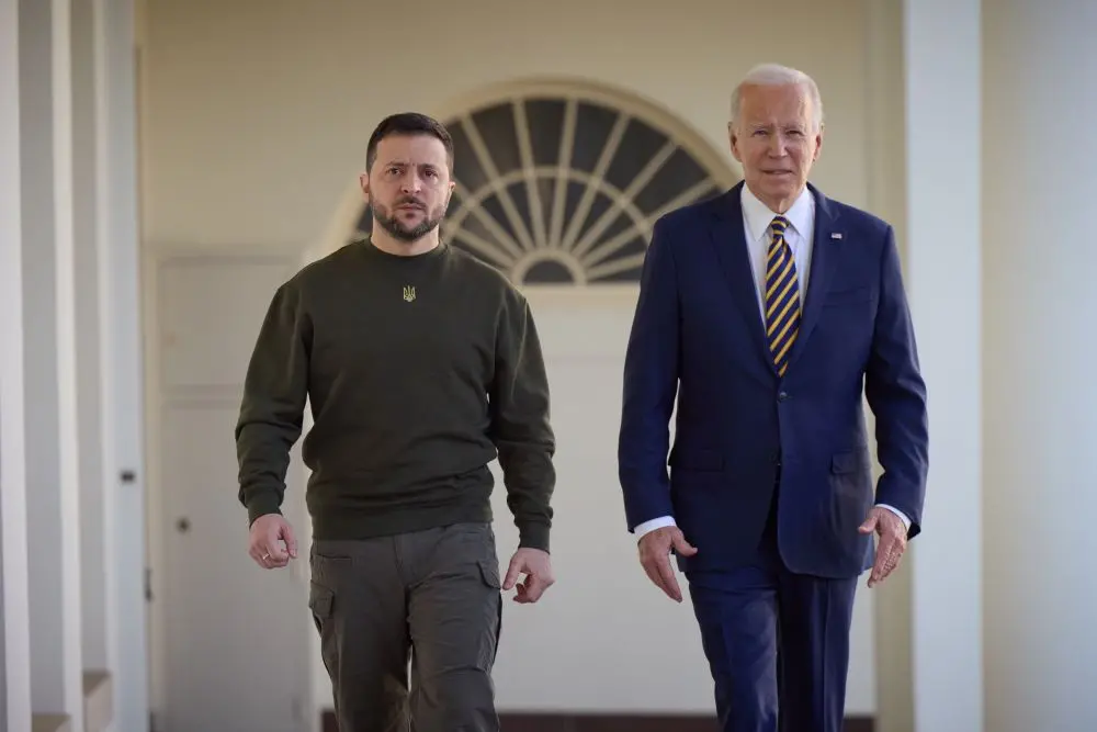 Ucraina, visita a sopresa di Biden a Kiev per incontrare Zelensky ... Ucraina, visita a sopresa di Biden a Kiev per incontrare Zelensky ...