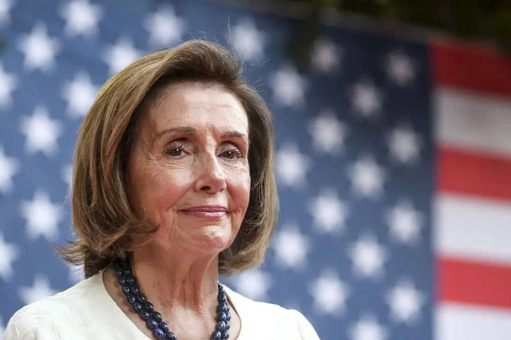 Pelosi a Taiwan: veniamo in pace. La Russia: pura provocazione. La Cina ...