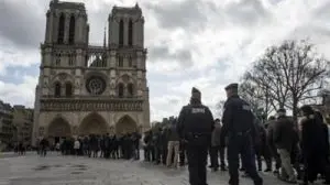 Francia: auto con bombole di gas vicino Notre Dame - ItaliaOggi.it
